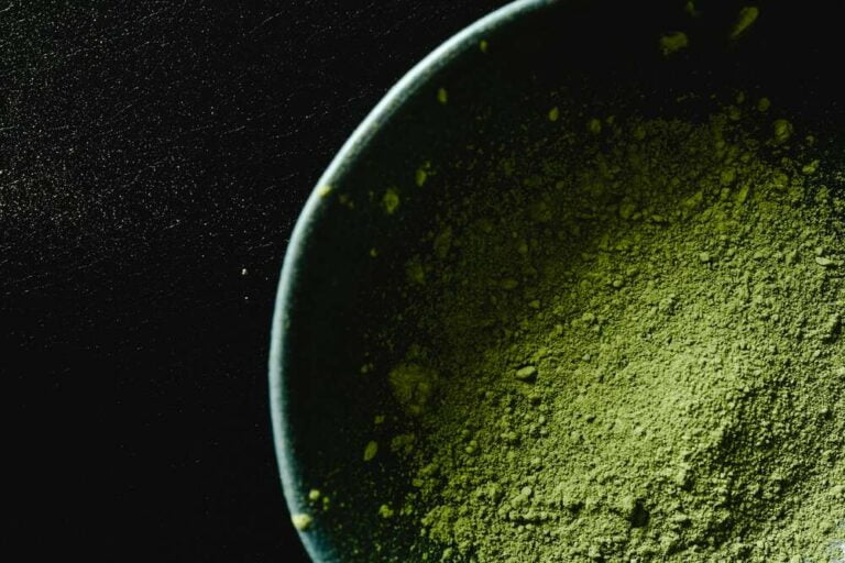 The Difference Between Powder and Liquid Flavor - Falmont
